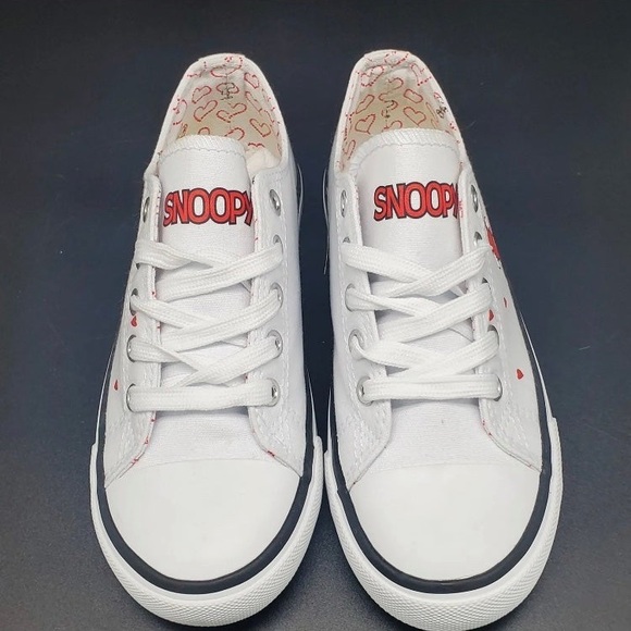 peanut’s | Shoes | Peanuts Snoopy White Canvas Laceup Children Shoe ...
